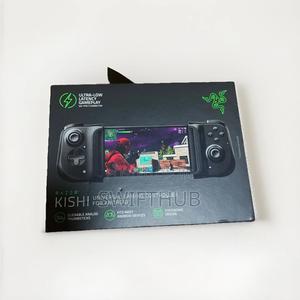 Razer Kishi Mobile Gaming Controller for Android Usb-C in Dome - Video ...