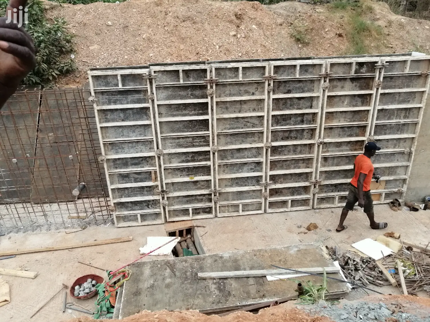 Formwork/Retaining Wall/Bridges /Scaffolds /Pillars/Decking in Accra ...