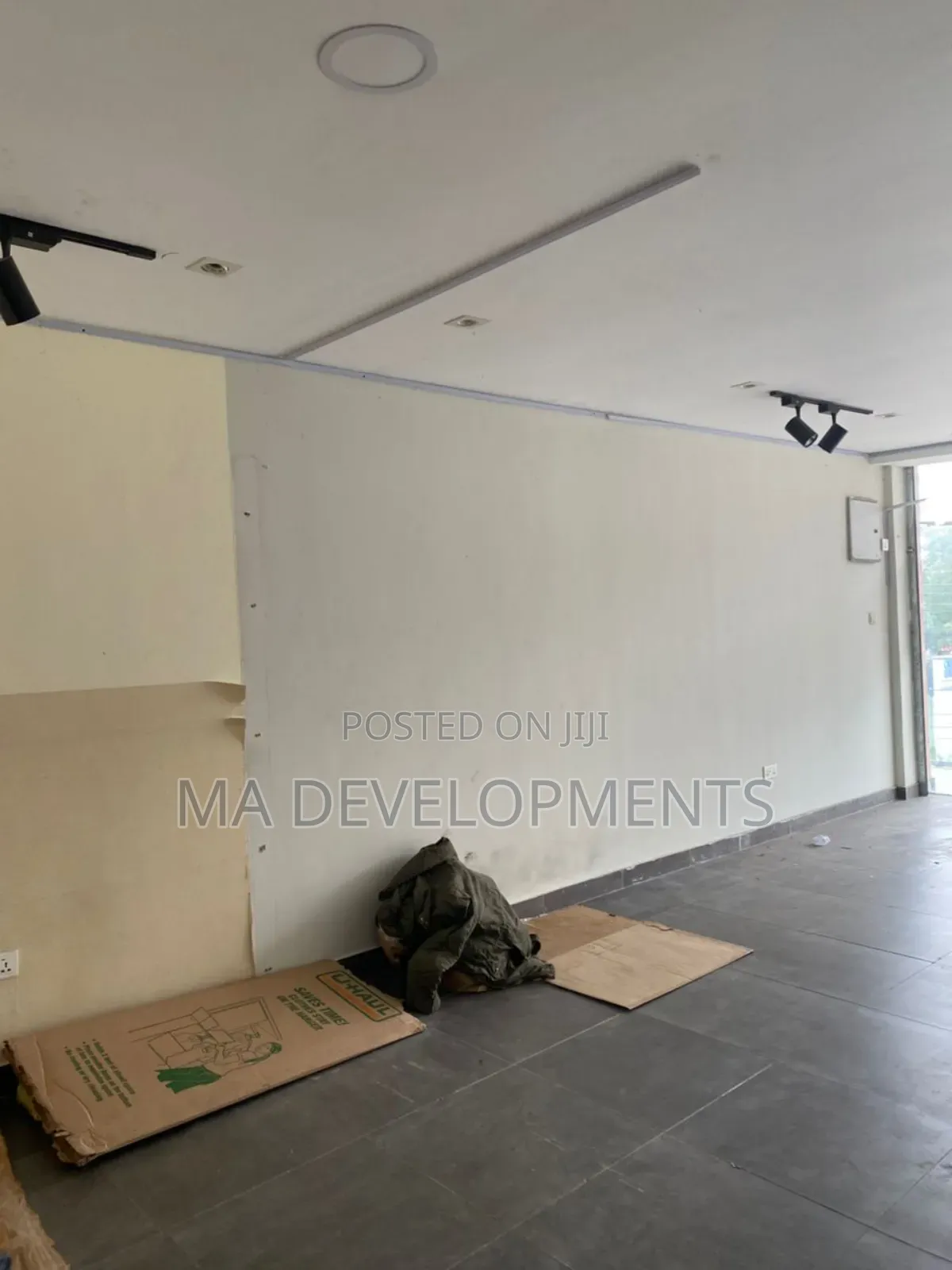 36 Square Meters Shop for Rent Shiashie Near the Main Road in South ...