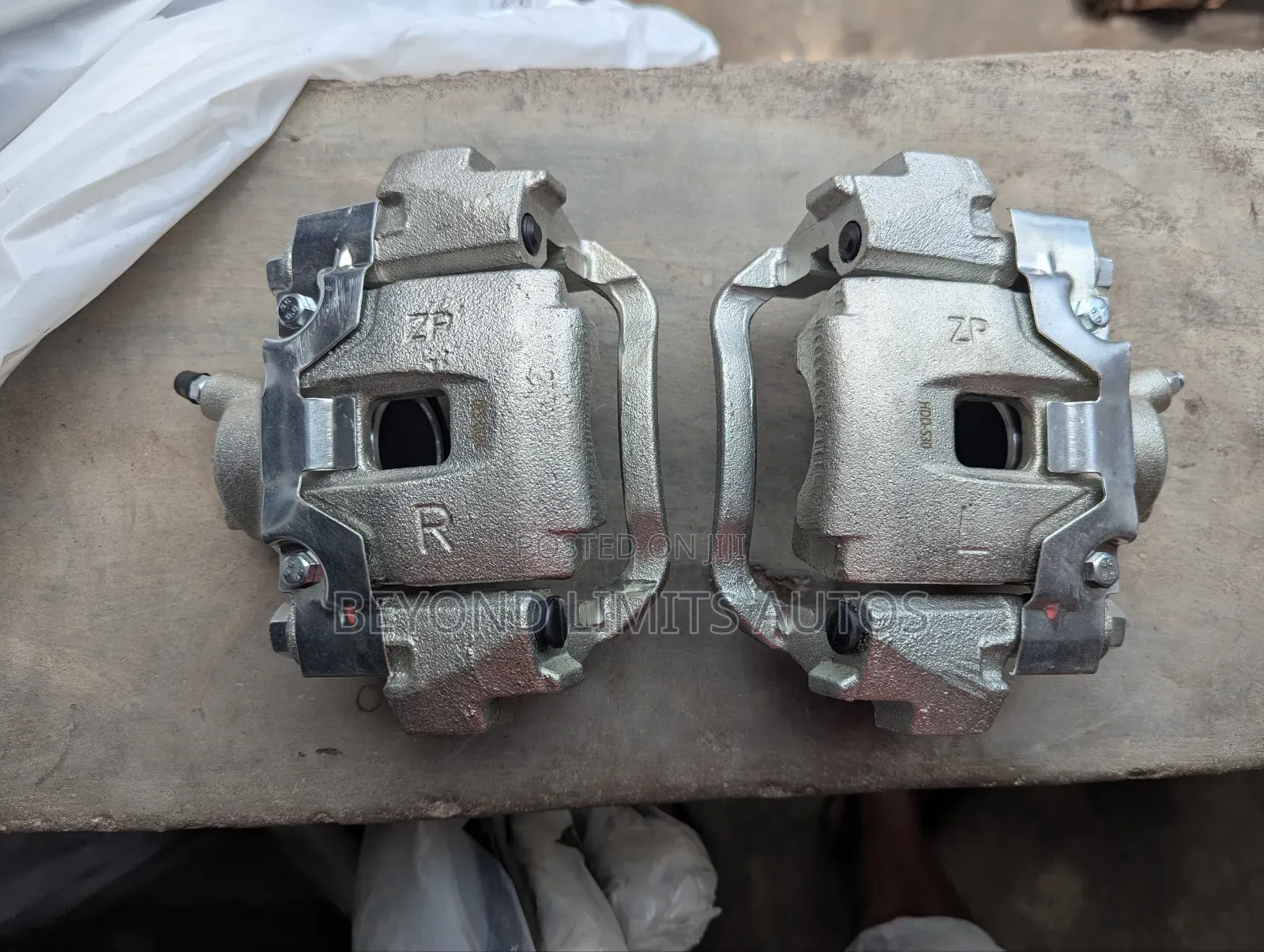 Toyota Land Cruiser 2014,2015,2016,2017,2018,2019,2020 Brake Caliper in ...