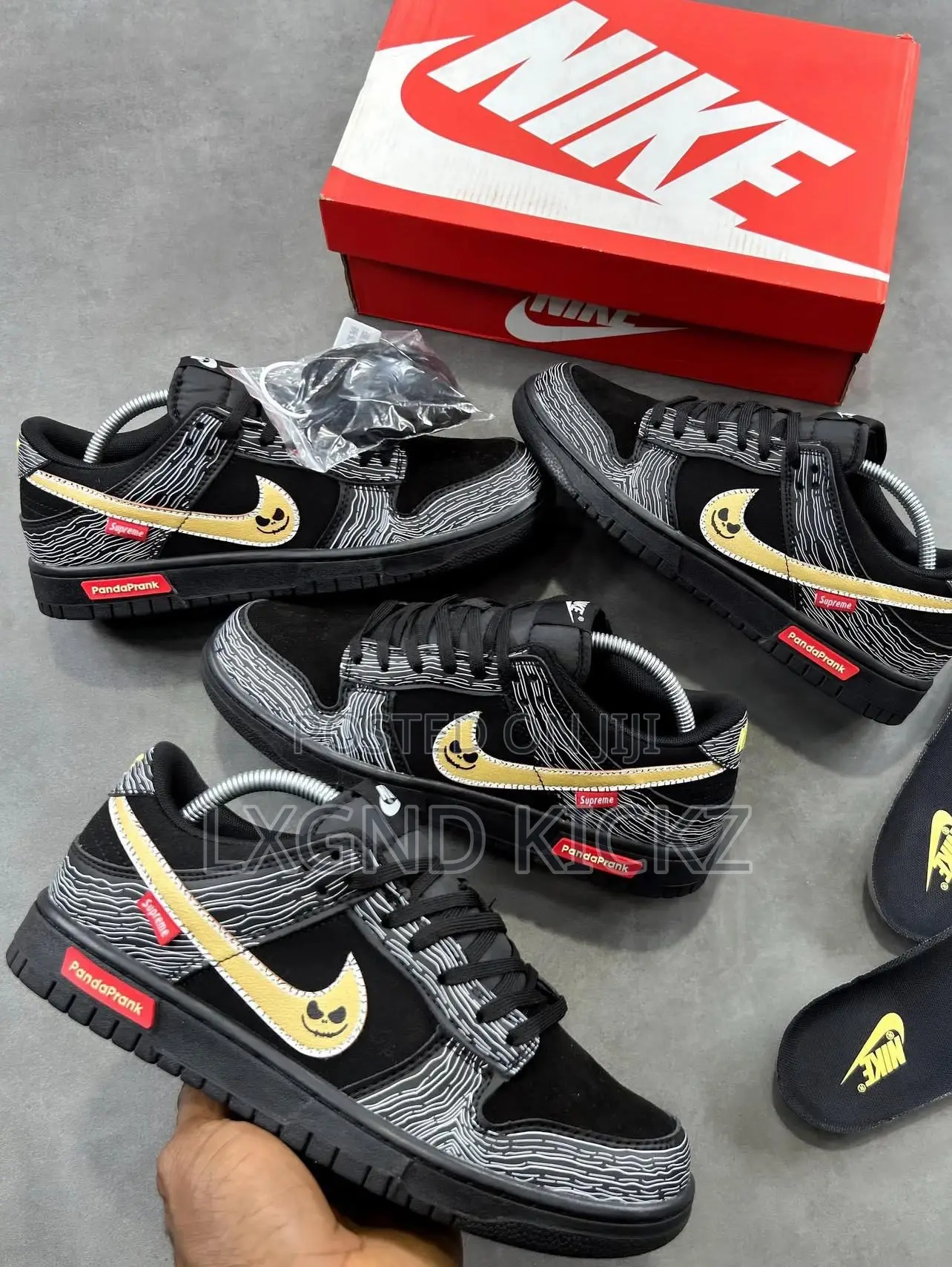 Nike Sb Dunk Low X Supreme Panda Pranks in Tema Metropolitan - Shoes ...