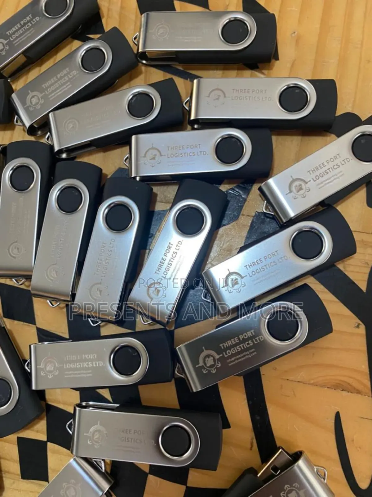 Pen Drivers in Circle - Computer Accessories , Presents And More | Jiji ...