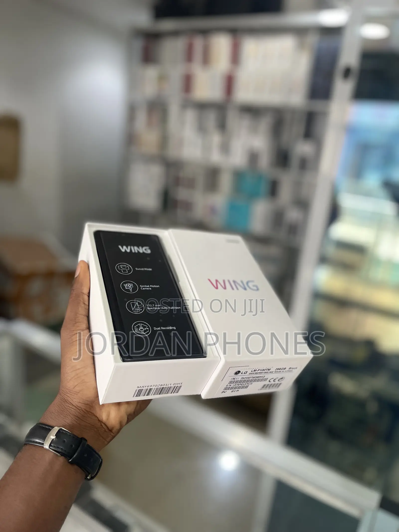 New LG Wing 5G 256 GB Gray in Circle - Mobile Phones, Jordan Phones | Jiji.com.gh