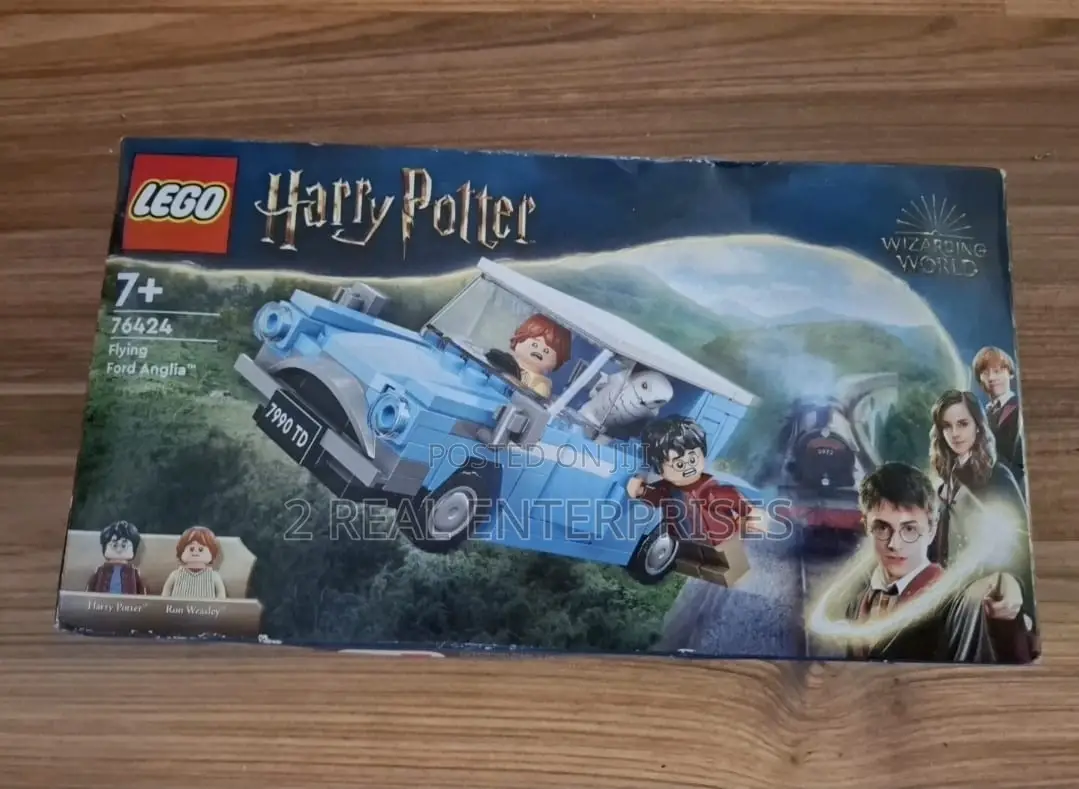 Lego Harry Potter Flying Ford Anglia (Set 76424) Gift Box in Oyarifa ...