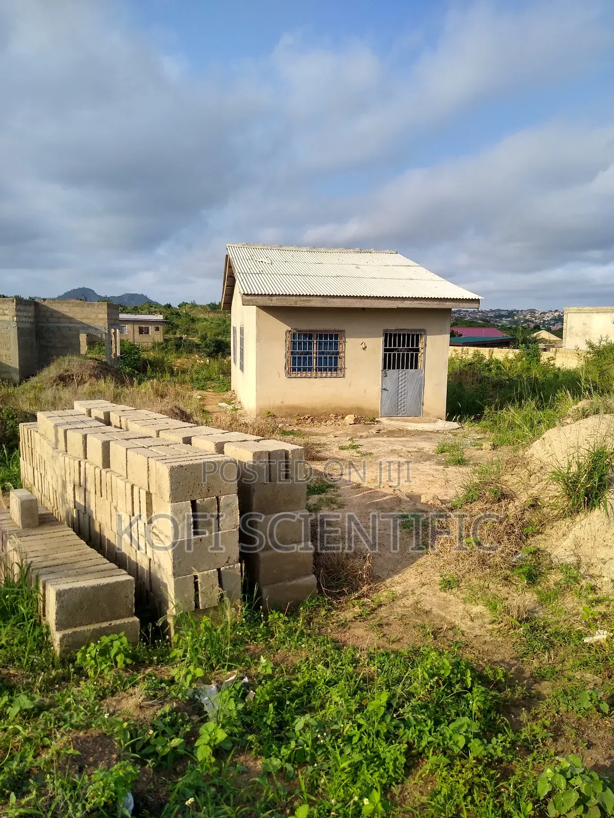 Chamber and Hall Self Containe in Kasoa - Land & Plots for Sale, Kofi ...