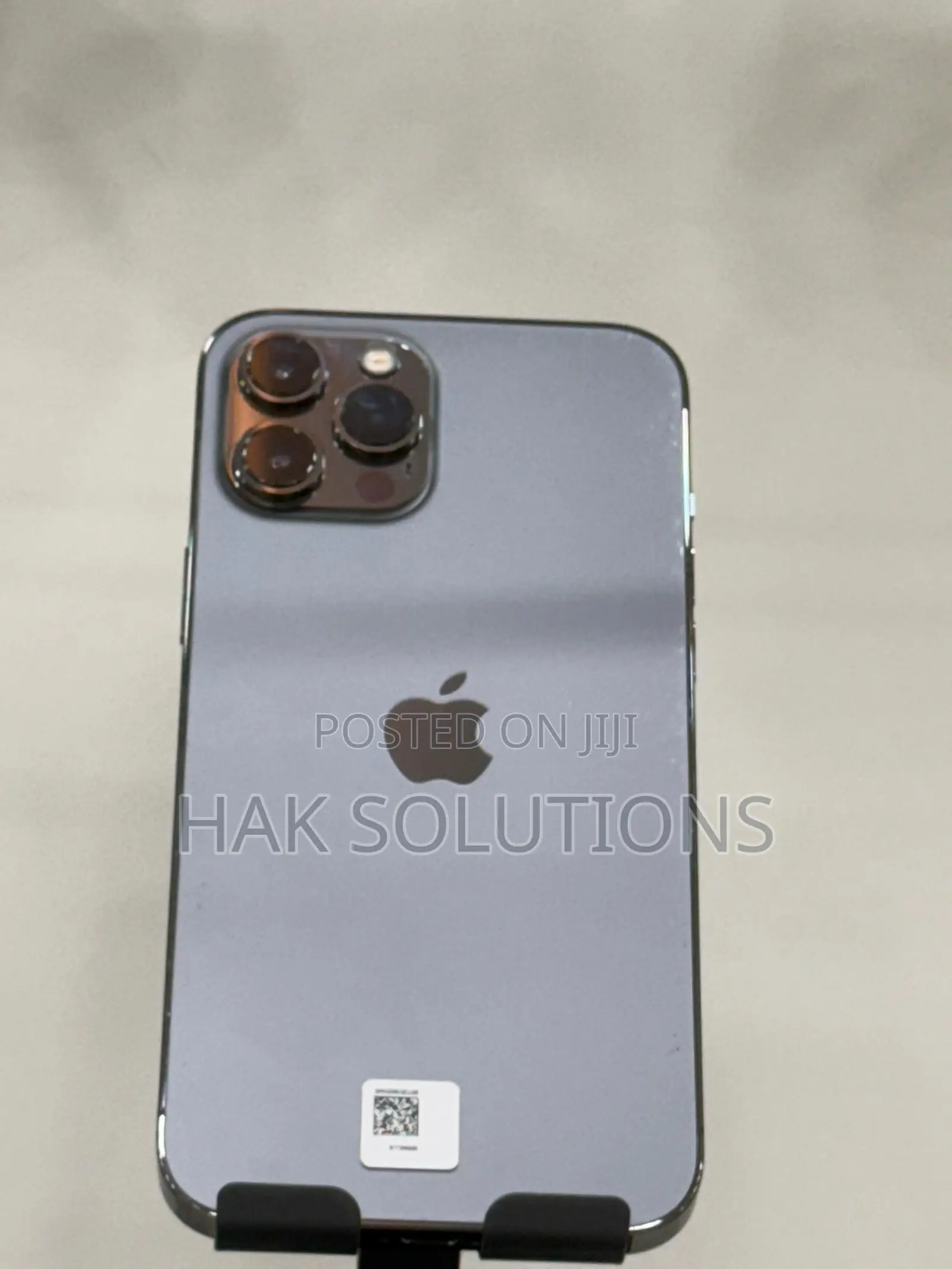 Apple iPhone 12 Pro Max 256 GB Gray in Circle - Mobile Phones, Hak ...