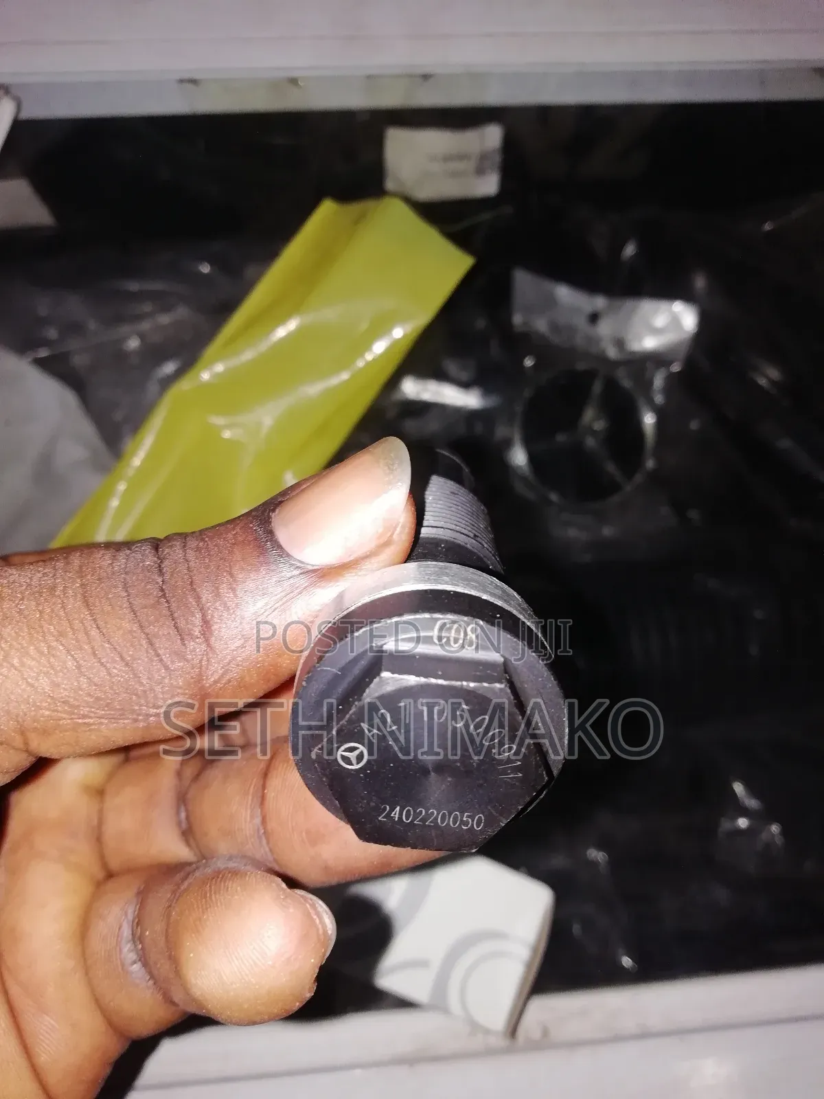 Timing Chain Adjuster C250 in Circle - Vehicle Parts & Accessories ...