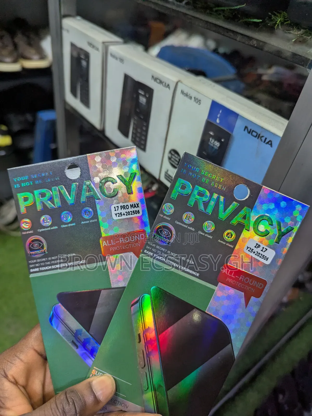 iPhone 17 and iPhone 17 Pro Max Privacy Screen Protector in Osu ...