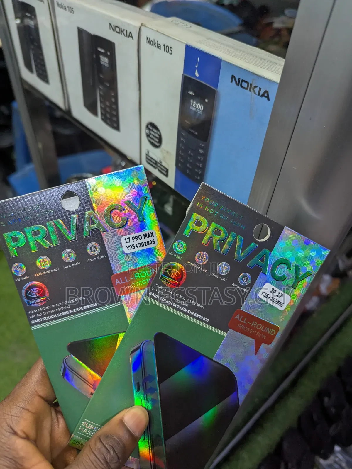 iPhone 17 and iPhone 17 Pro Max Privacy Screen Protector in Osu ...