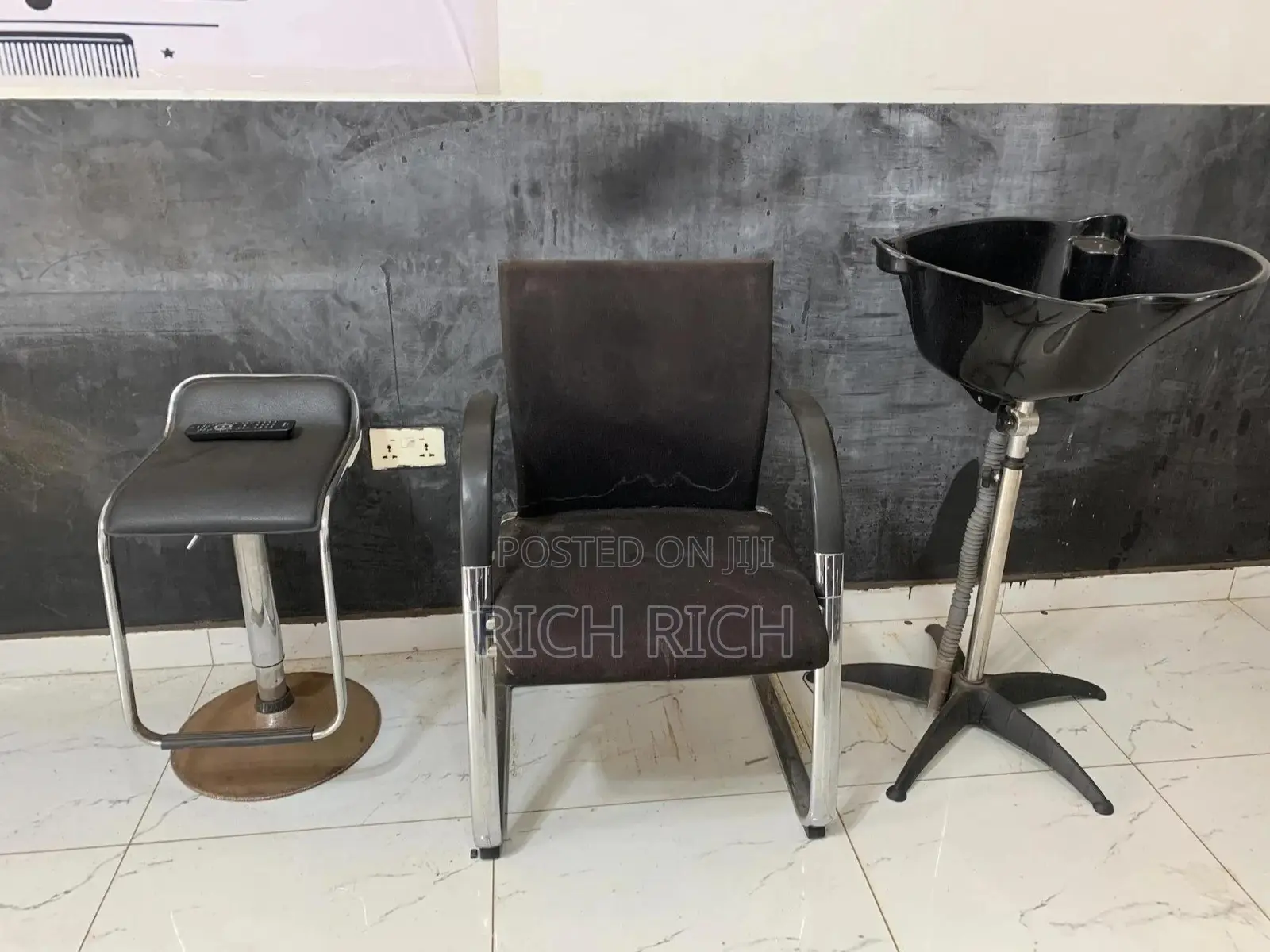 Reception Desk, Office Chair, Executive Chair, Hair Washer and Stool in ...