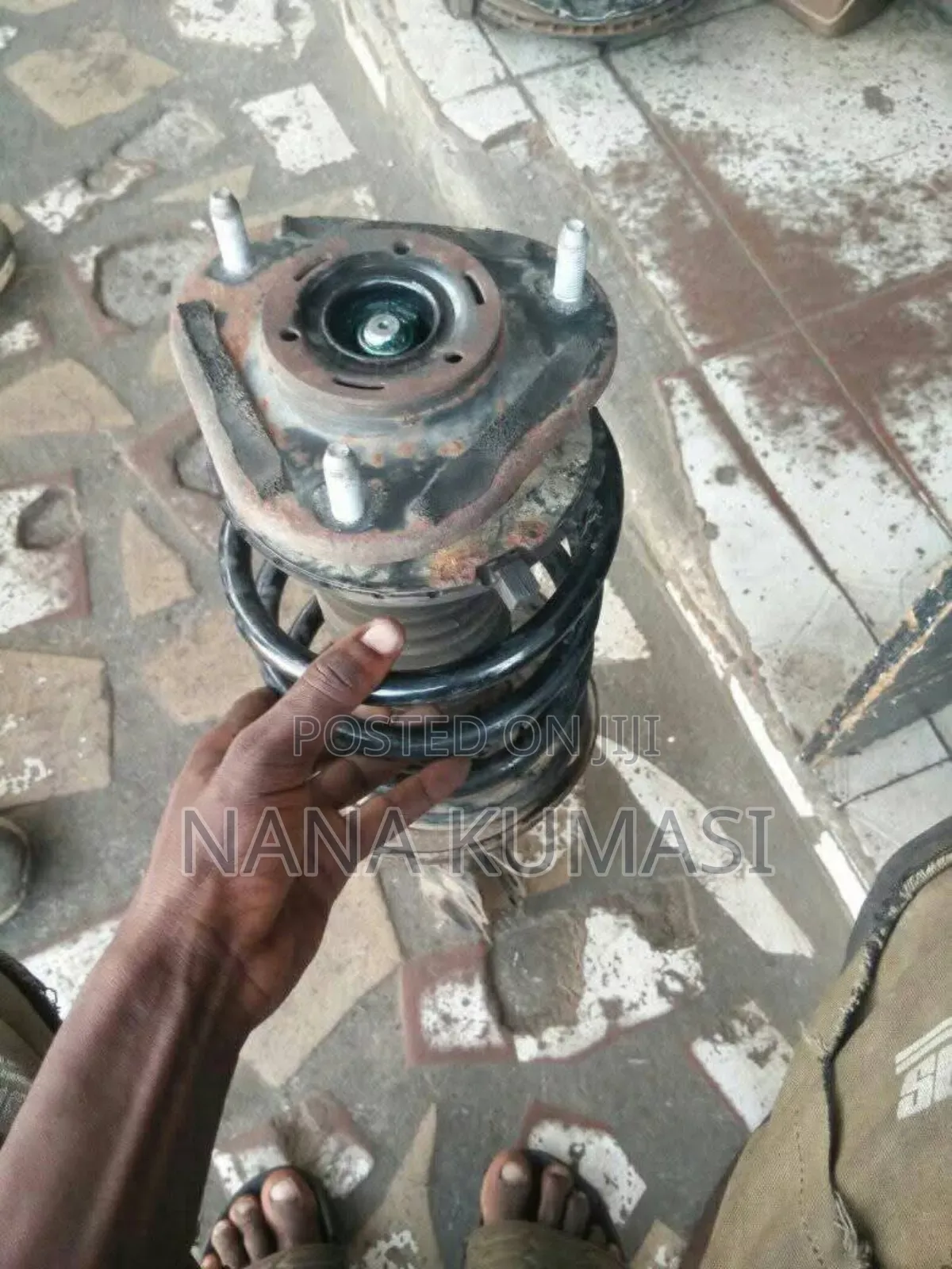 Lexus,Nx350,Nx300,Hs250,Tx350,Rx350,Lx570,Lx600,Shock Absorber Hub in ...