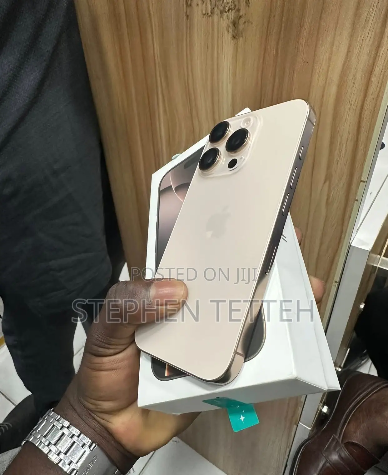 Apple iPhone 16 Pro Max 256 GB Gold in Accra Metropolitan - Mobile ...