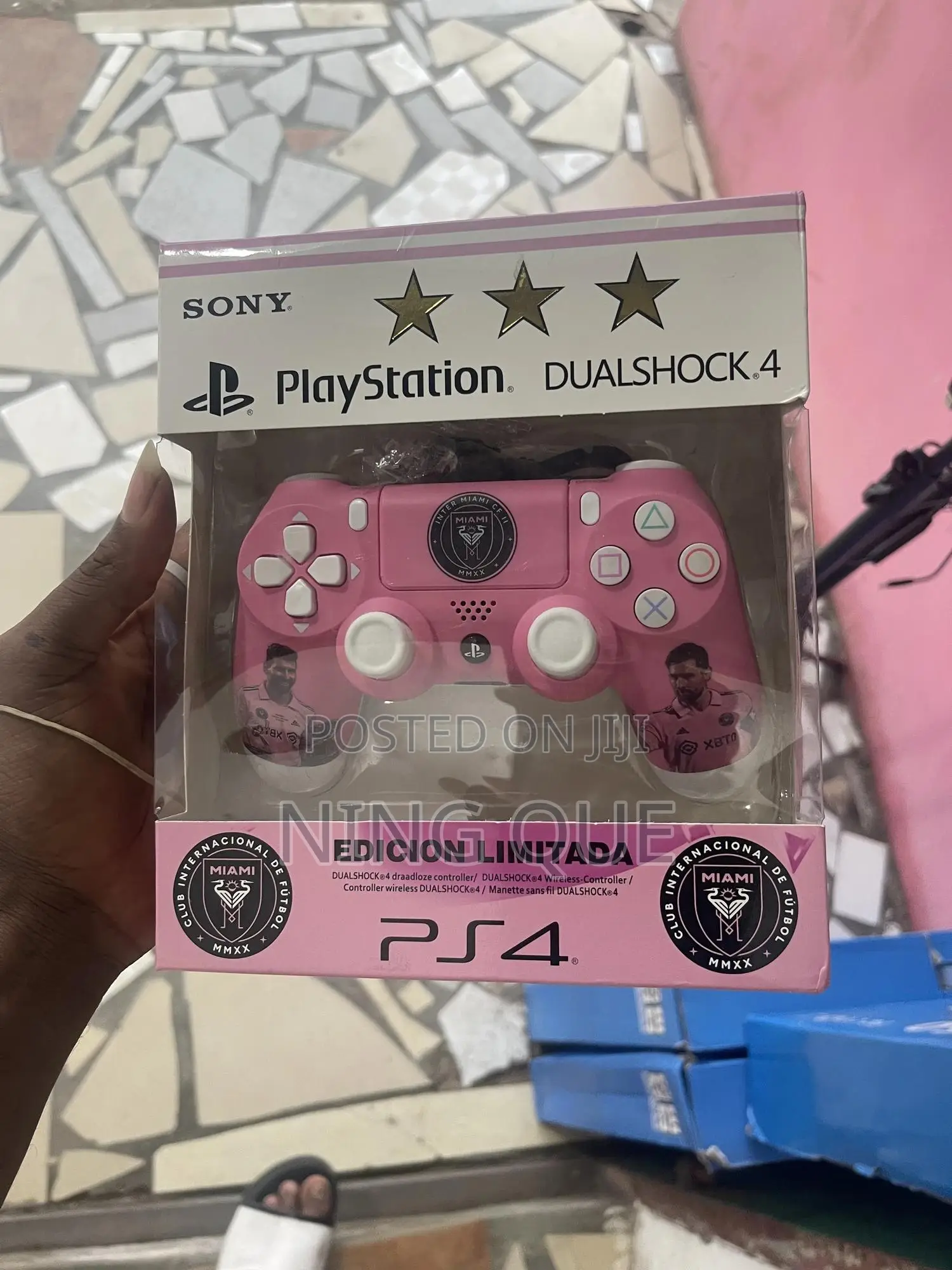 Ps4 Wireless Controller Original in Cape Coast Metropolitan - Video ...