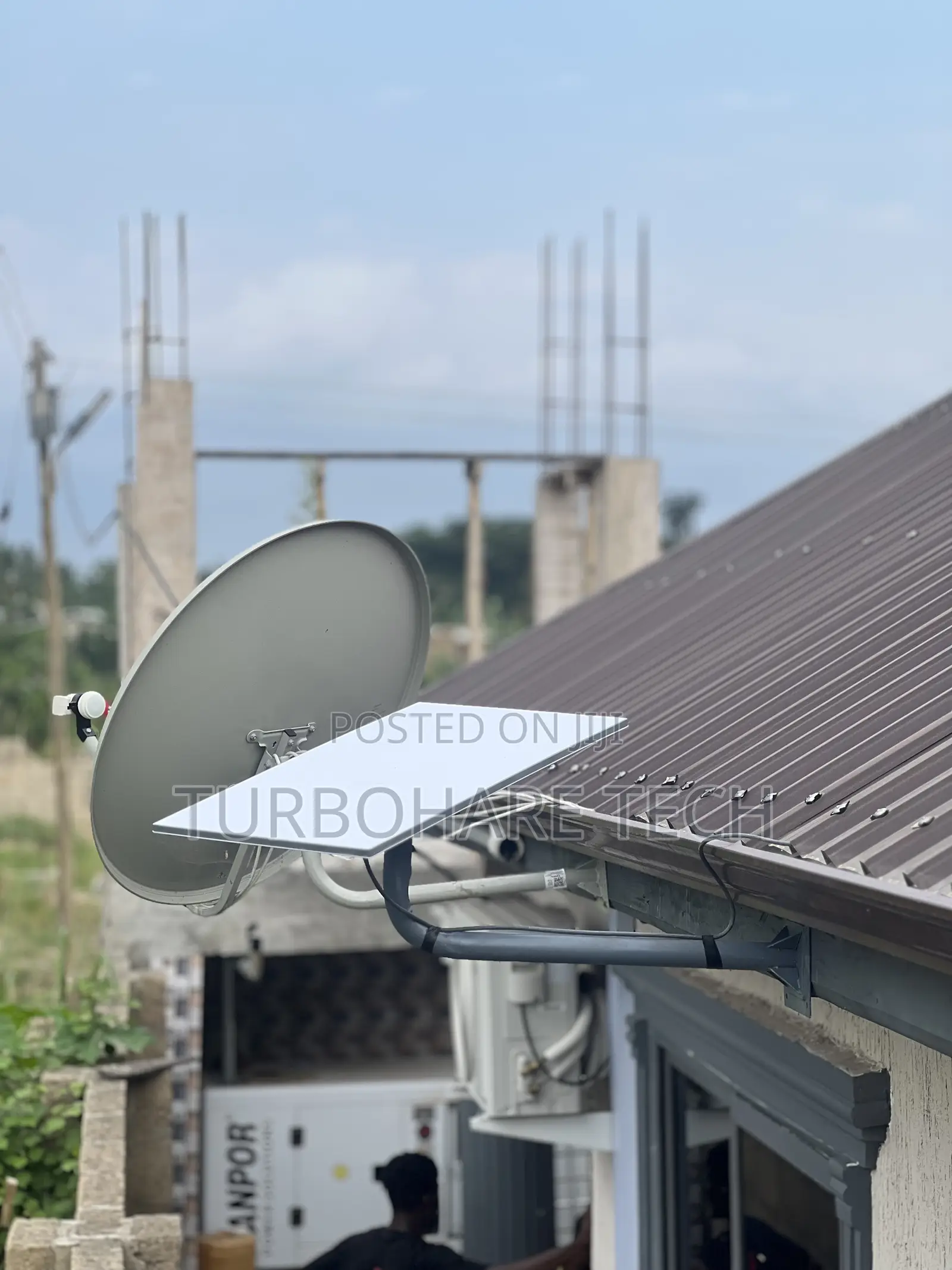 Starlink Dish + Router – Fast Internet Setup in Airport Residential ...