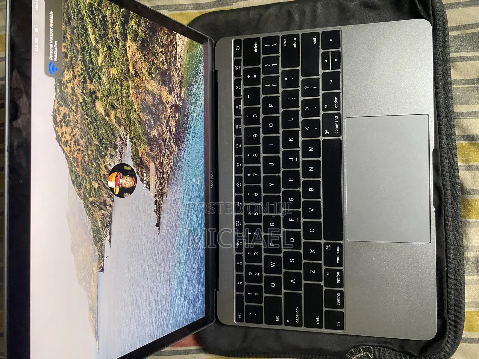 Laptop Apple MacBook 8GB Intel Core M3 HDD+SSD 256GB in Achimota - Laptops & Computers, Michael ...
