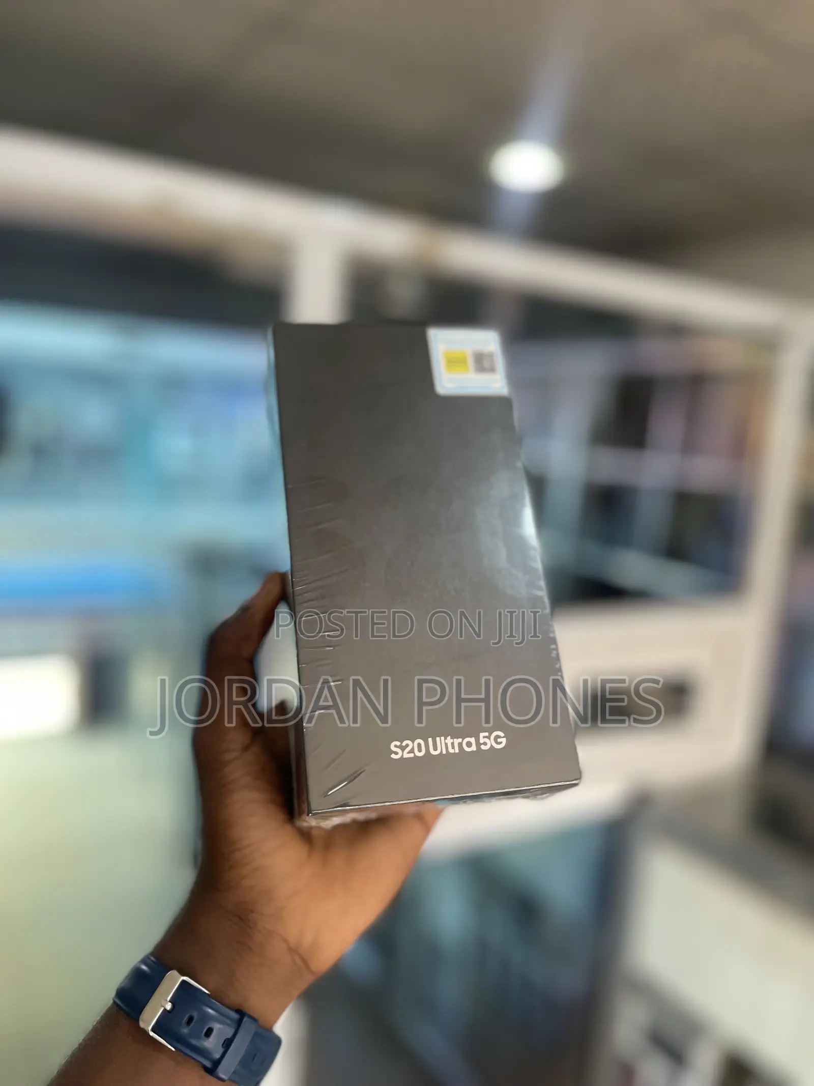 New Samsung Galaxy S20 Ultra 5G 128 GB Black in Circle - Mobile Phones ...