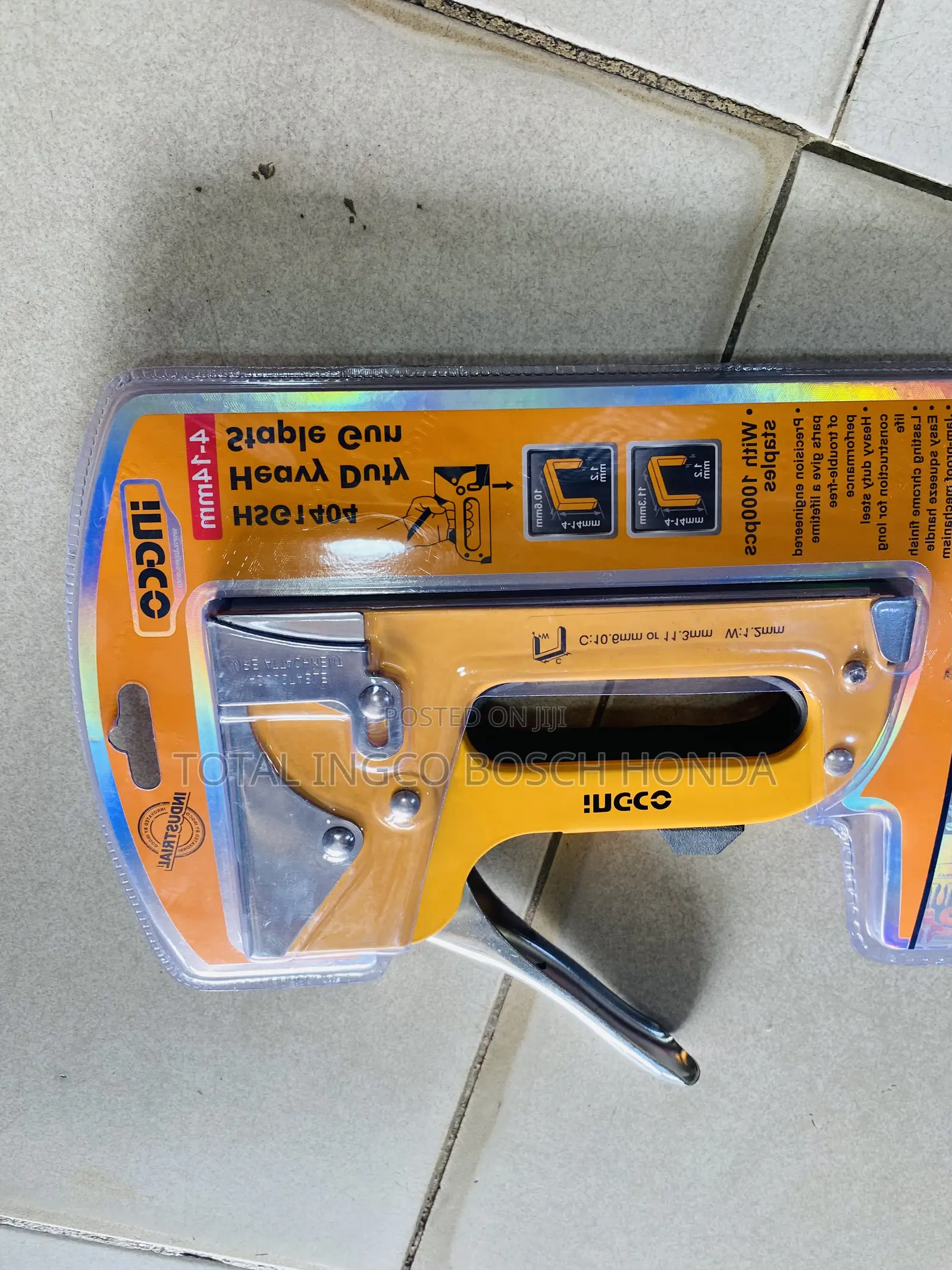 Staple Gun With Staple Pins for Stapling and Nailing in Lapaz - Hand ...