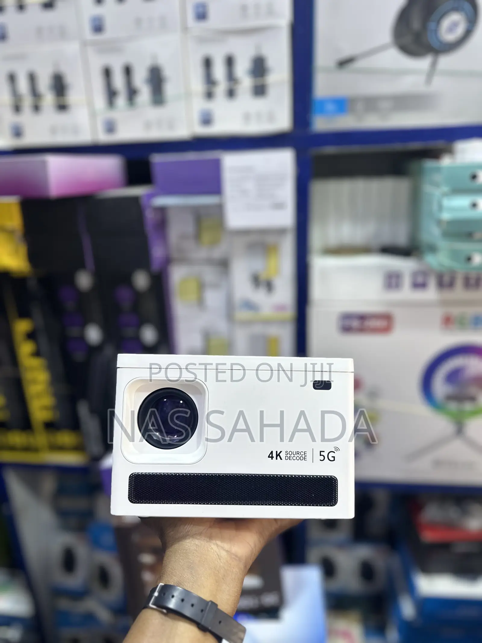 5g Projector in Circle - TV & DVD Equipment, Zarah Ventures | Jiji.com.gh