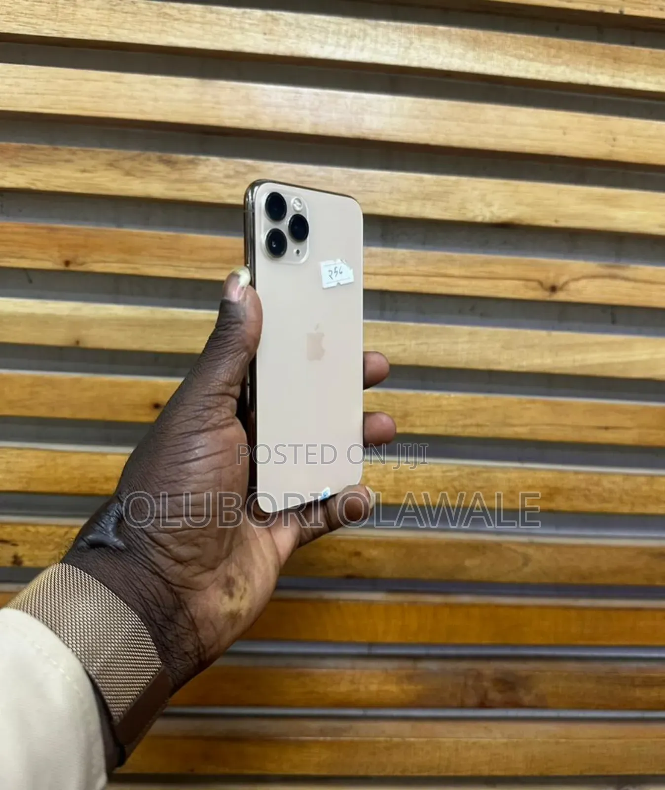 Apple iPhone 11 Pro 256 GB Gold in Kokomlemle - Mobile Phones, Recefan Phones | Jiji.com.gh