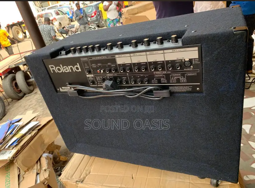 Roland Kc-880 Stereo Keyboard Amplifier in Accra Metropolitan - Audio ...