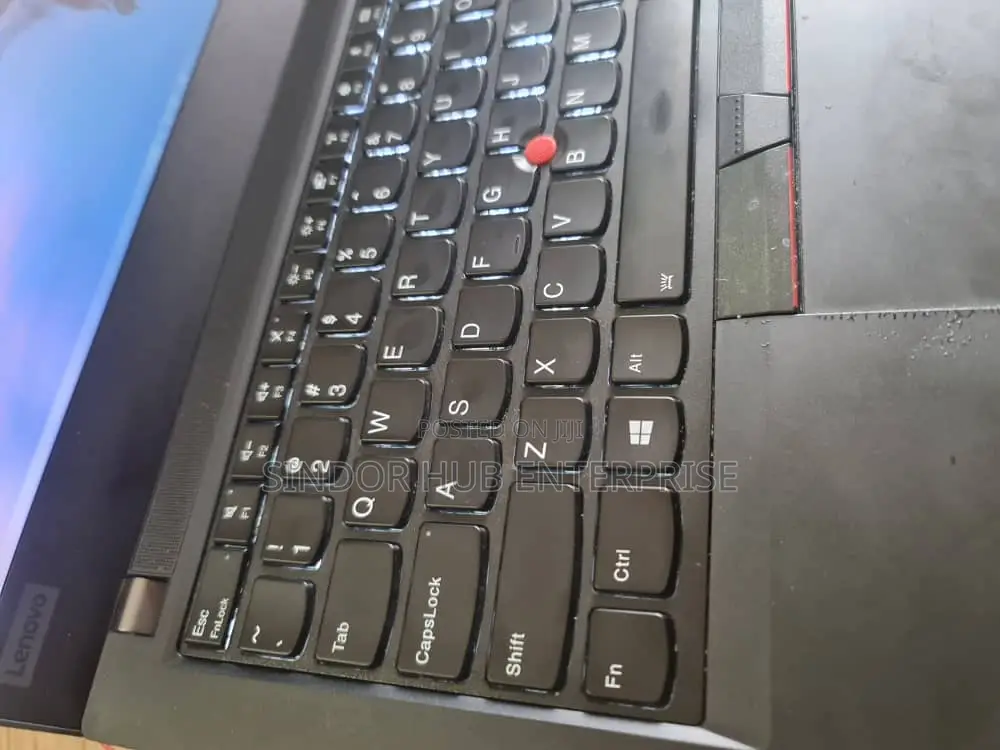 Laptop Lenovo Thinkpad T490s 12GB Intel Core I5 SSD 512GB in Tema ...