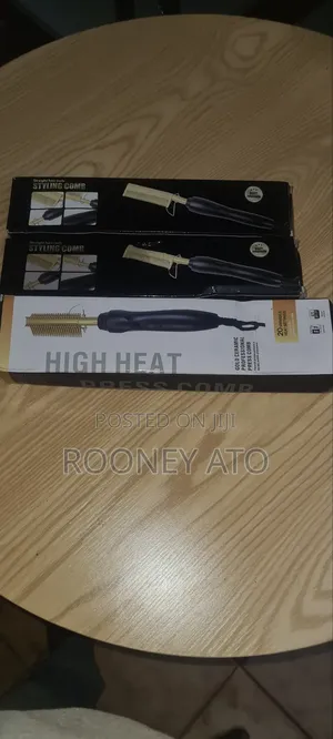 Hot Combs for Unisex in Osu - Tools & Accessories, Rooney Ato | Jiji.com.gh