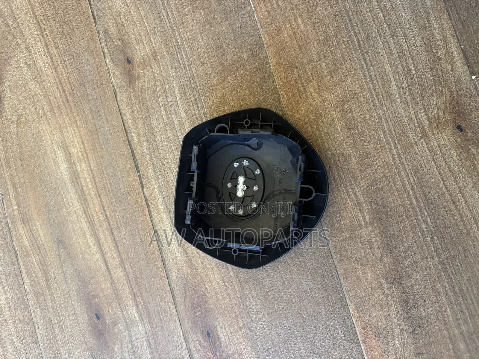 2016 Toyota CHR Airbag Cover in Abossey Okai - Vehicle Parts ...