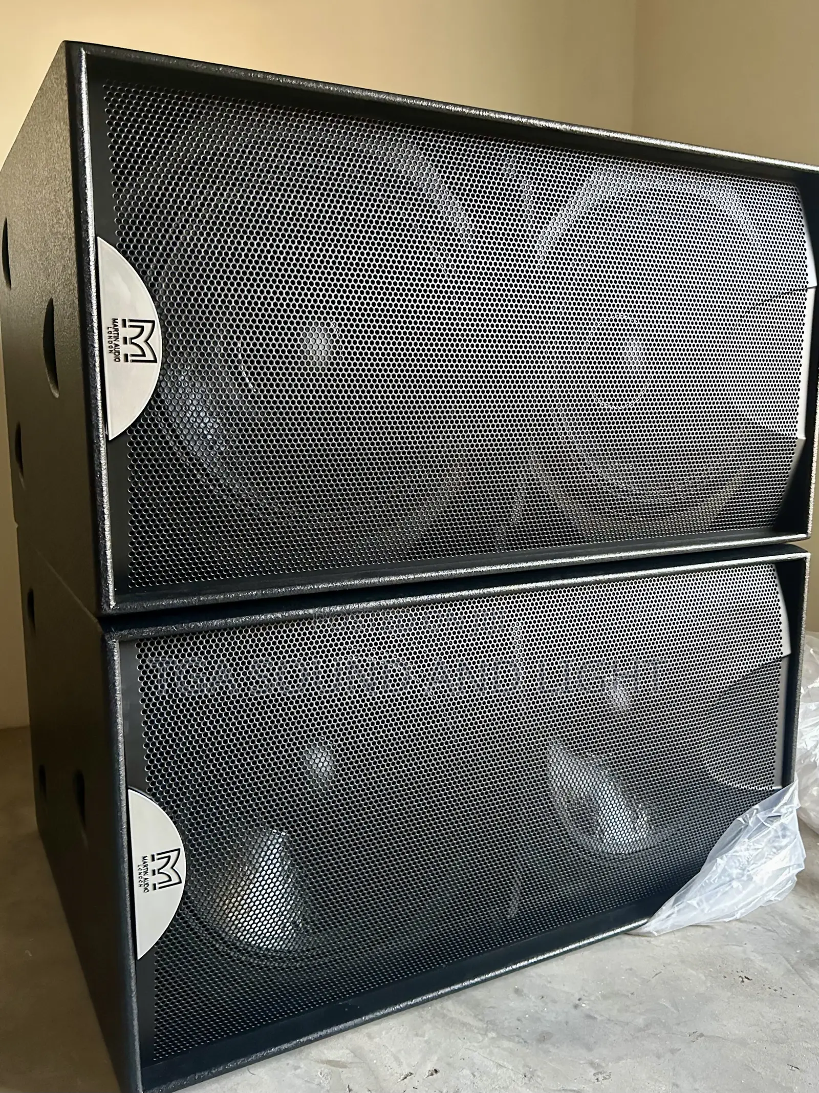 Martin Audio S-218 Double Bass Speakers [Wooden Cabinet] for sale - TGA ...