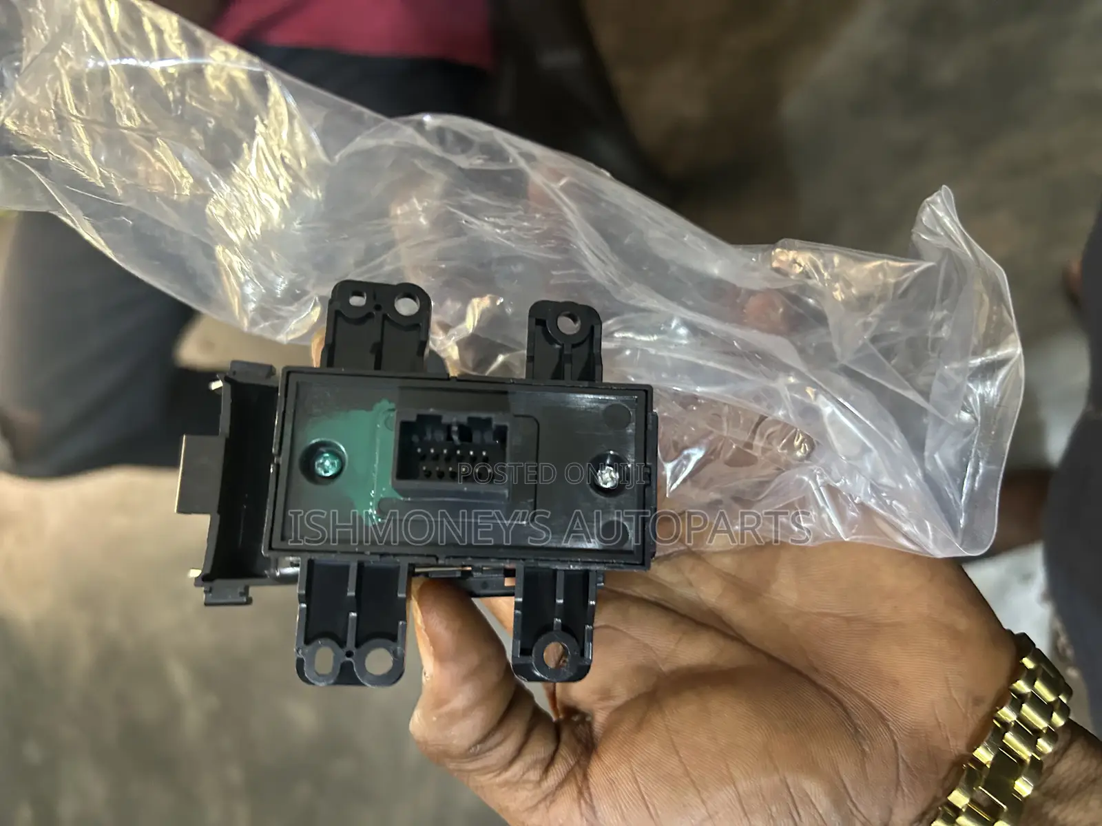 Honda Hr-v 2016 Handbrake Switch. in Abossey Okai - Vehicle Parts ...
