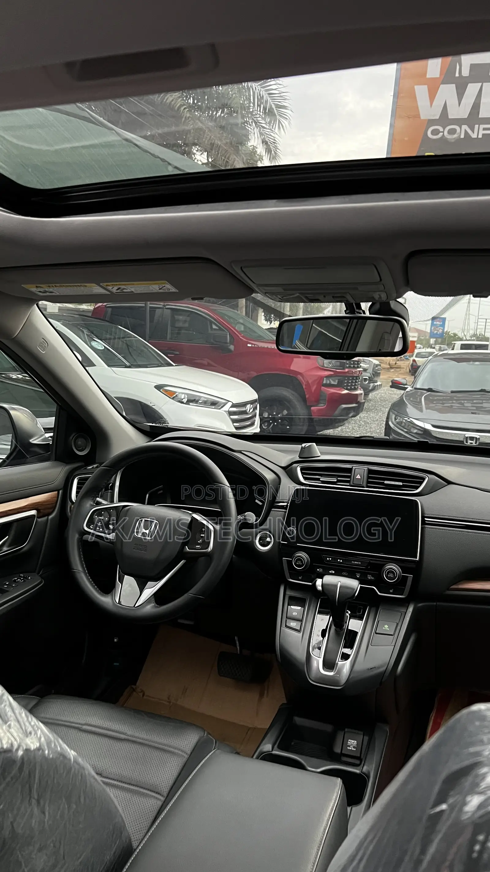Honda CR-V 2017 Gray in Circle - Cars, Akams Tech | Jiji.com.gh