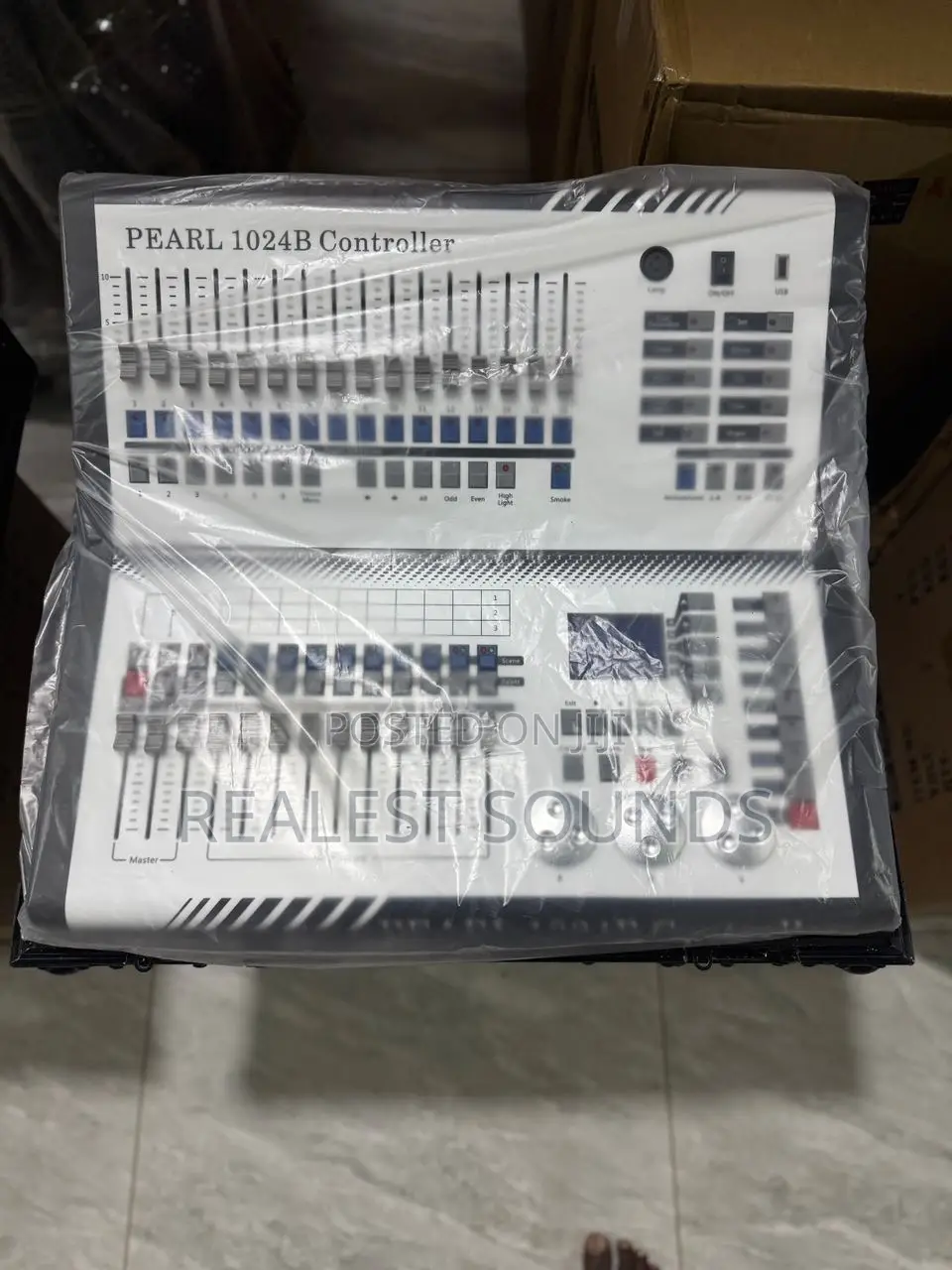 Pearl 1024b Controller in Accra Metropolitan - Audio & Music Equipment, Realest Sounds | Jiji.com.gh