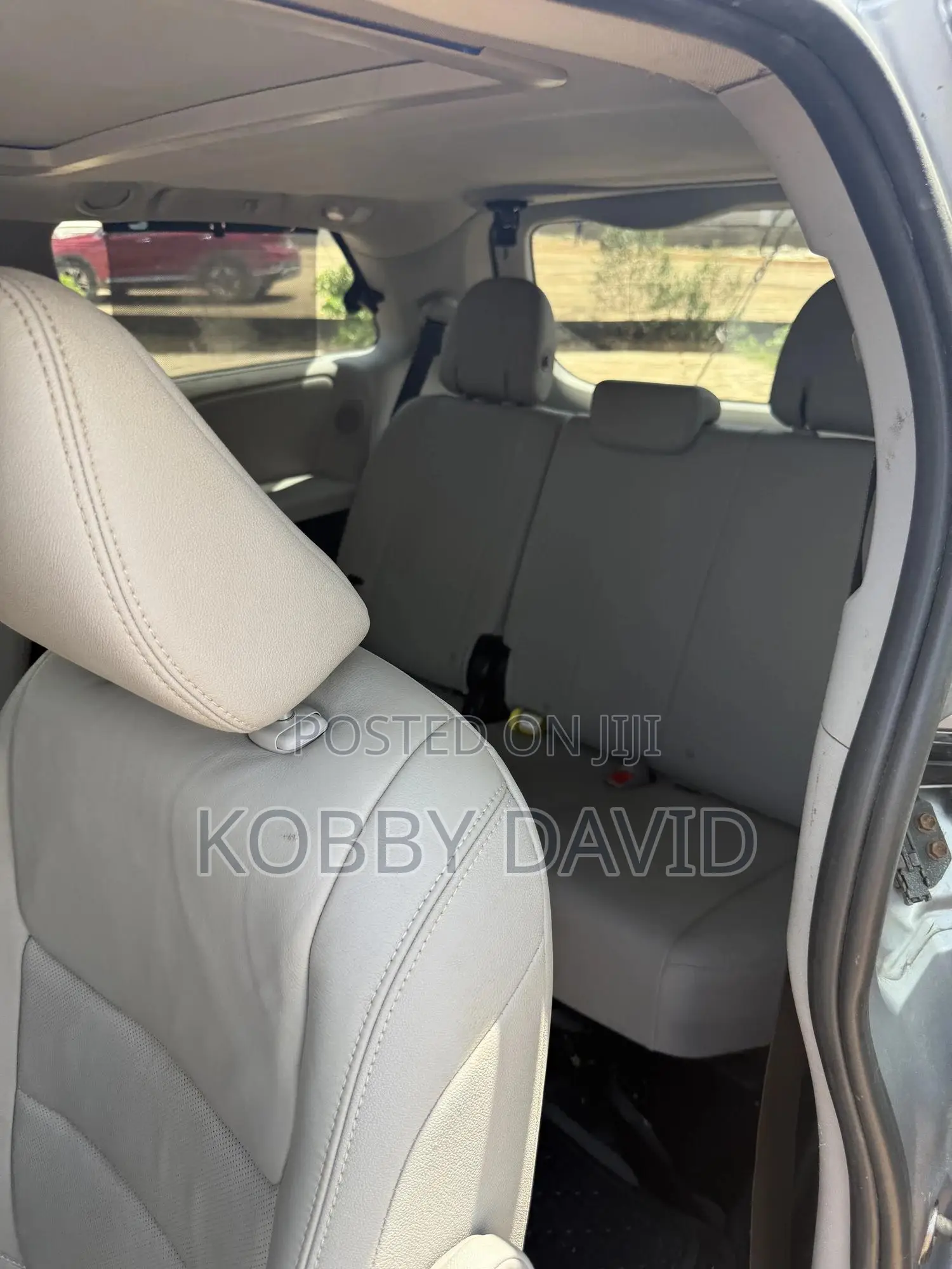 Toyota Sienna XLE 7 Passenger Auto Access Seat (3.5L 6cyl 6A) 2016 Gray ...