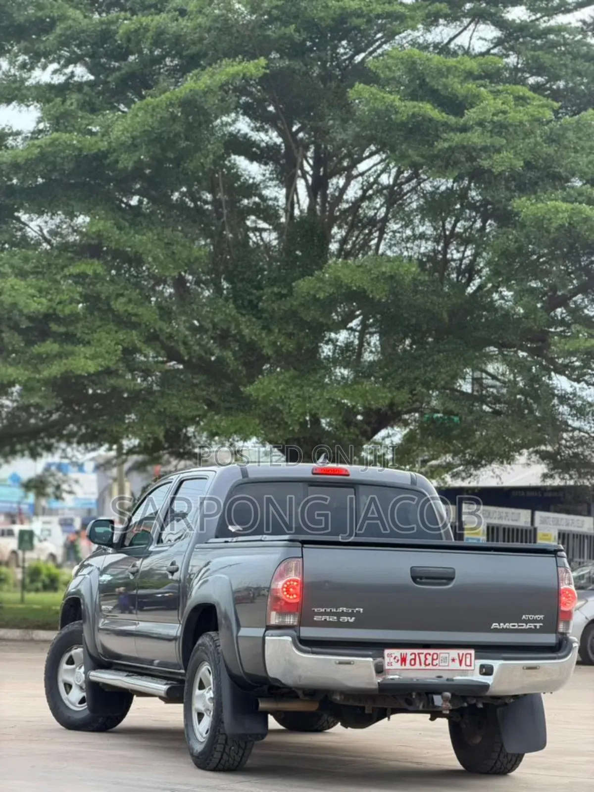 Toyota Tacoma 2015 Gray in Taifa-Burkina - Cars, Sarpong Jacob | Jiji ...