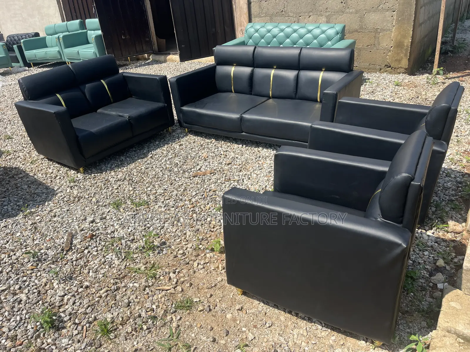 Quality Set of Leather Sofas (Delivery Before Payment) in Ejisu-Juaben ...