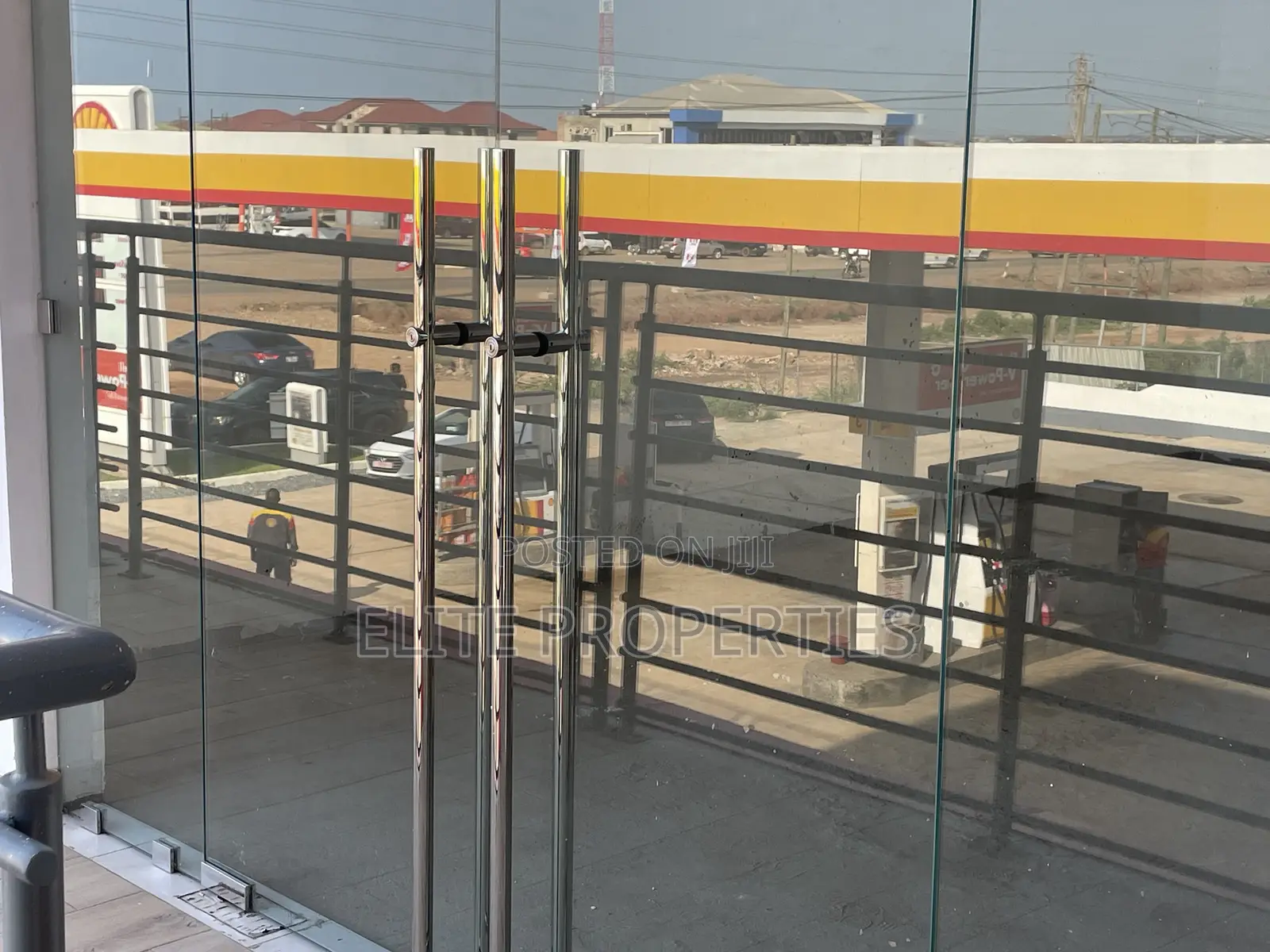 Newly Built Shop for Rent in Comm.25 Tema 4rent in Community 25 ...