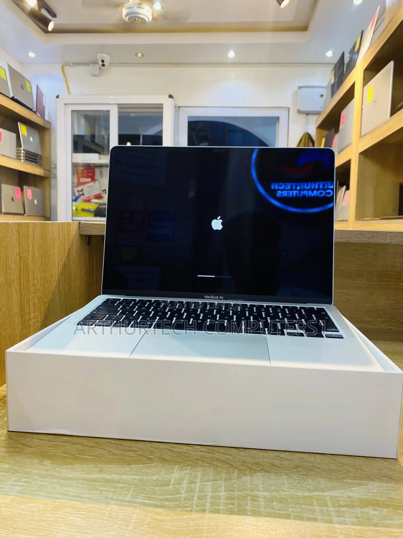 New Laptop Apple MacBook Air 2020 8GB Intel Core I3 SSD 256GB in Kumasi ...