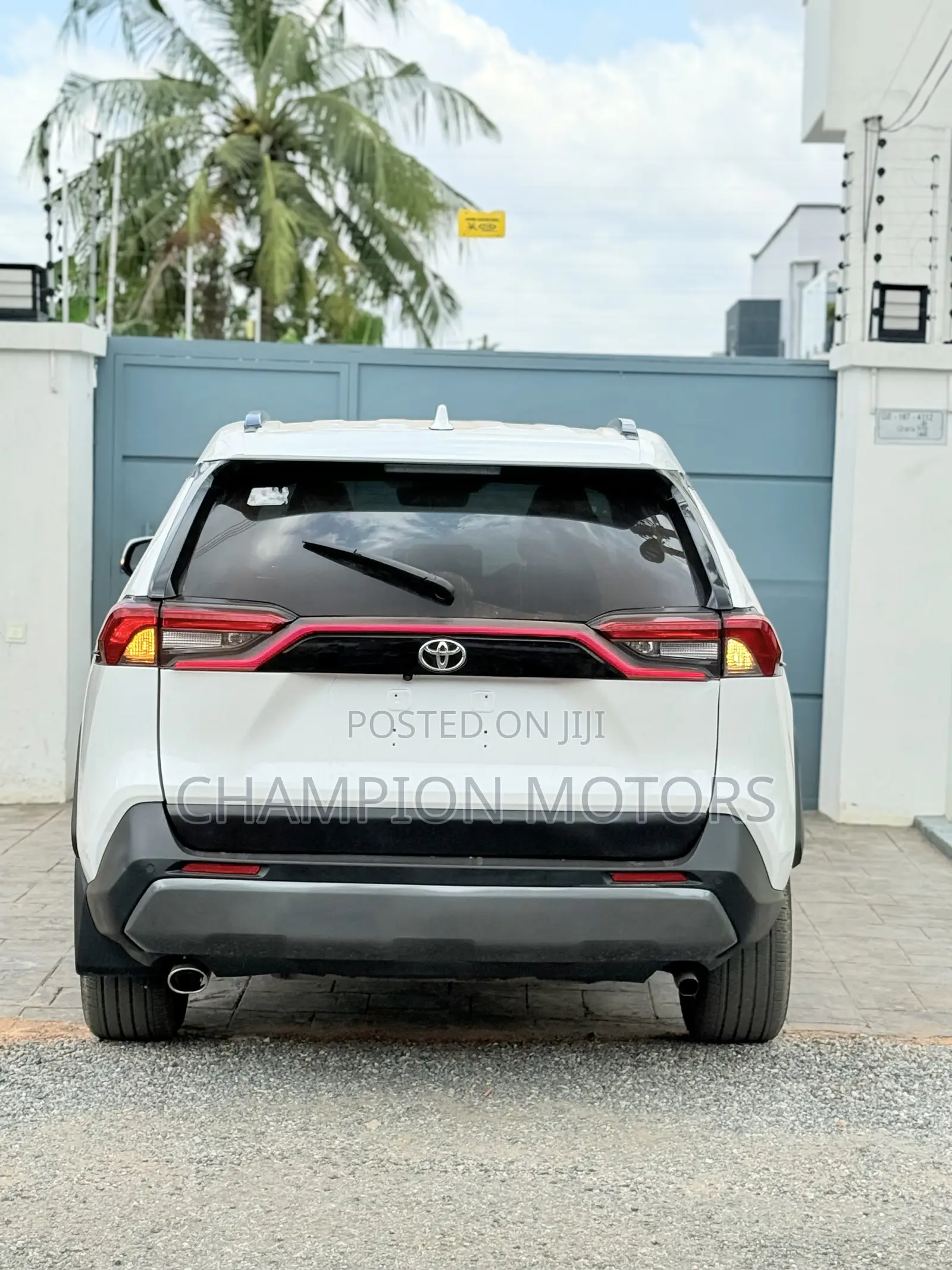 Toyota RAV4 2023 White in Madina - Cars, Champion Motors | Jiji.com.gh