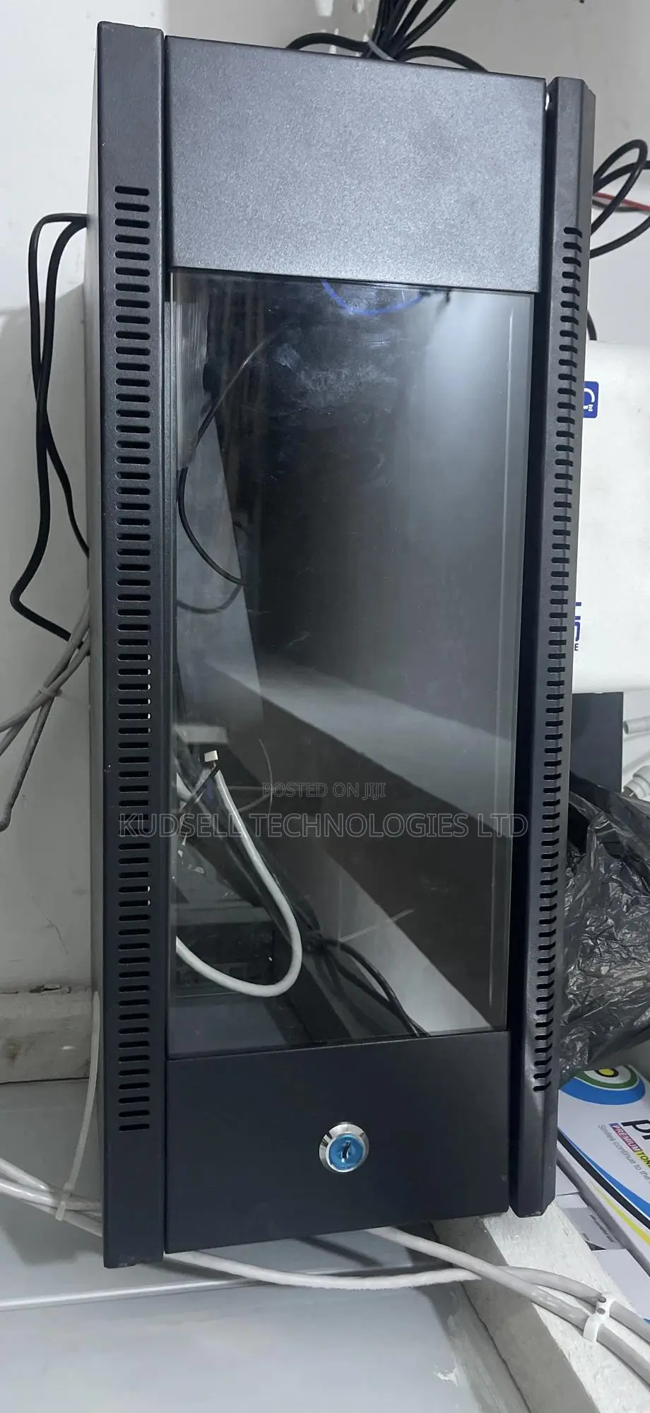 Cabinet 4u (Rack 500mm X 350mm) Wall Mounted Network Cabinet in Lapaz ...