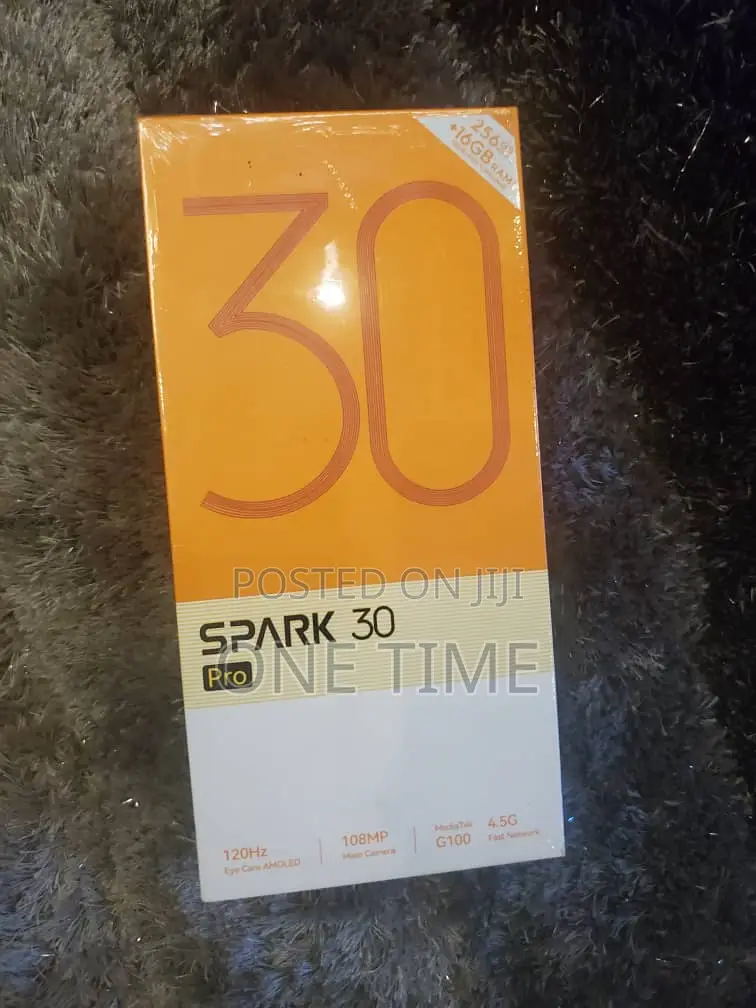New Tecno Spark 30 Pro 256 GB Silver in Accra Metropolitan - Mobile ...