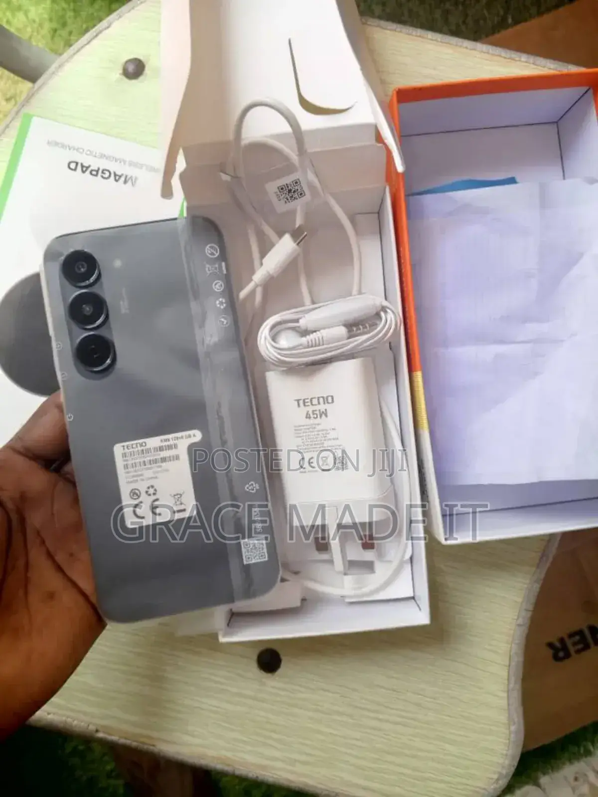 Tecno Spark 40 Pro 128 GB Black in Tema Metropolitan - Mobile Phones ...