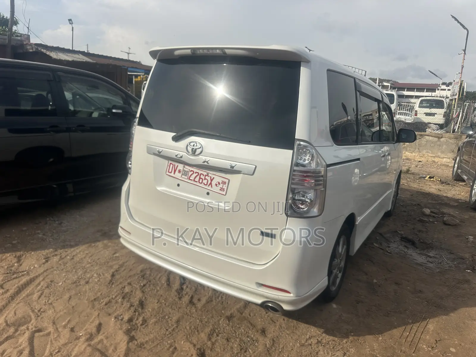 Toyota Voxy 2011 White in Kaneshie - Cars, Owusu Gyane Prince Jnr ...
