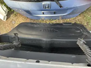 Jeep Renegade 2019,2020,2022,2024 Tailgate/ Boot Available in Abossey ...