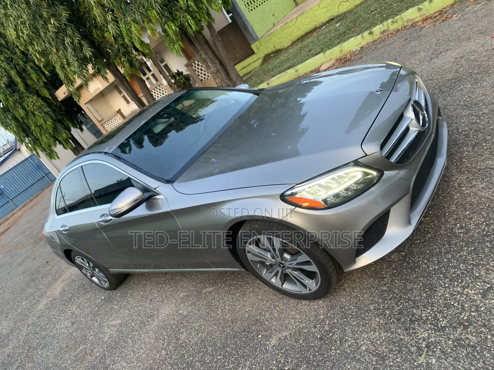 Mercedes-Benz C300 Base C300 AWD 4MATIC Sedan 2019 Gold in East Legon ...