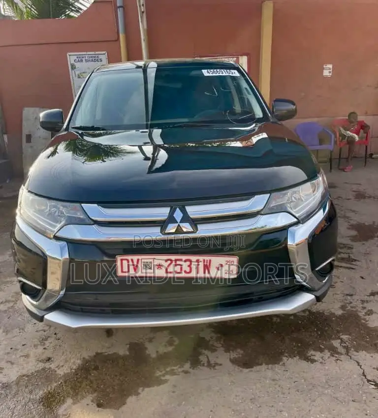 Mitsubishi Outlander 2016 Black in Awoshie - Cars, Lux Ride Imports Ltd ...