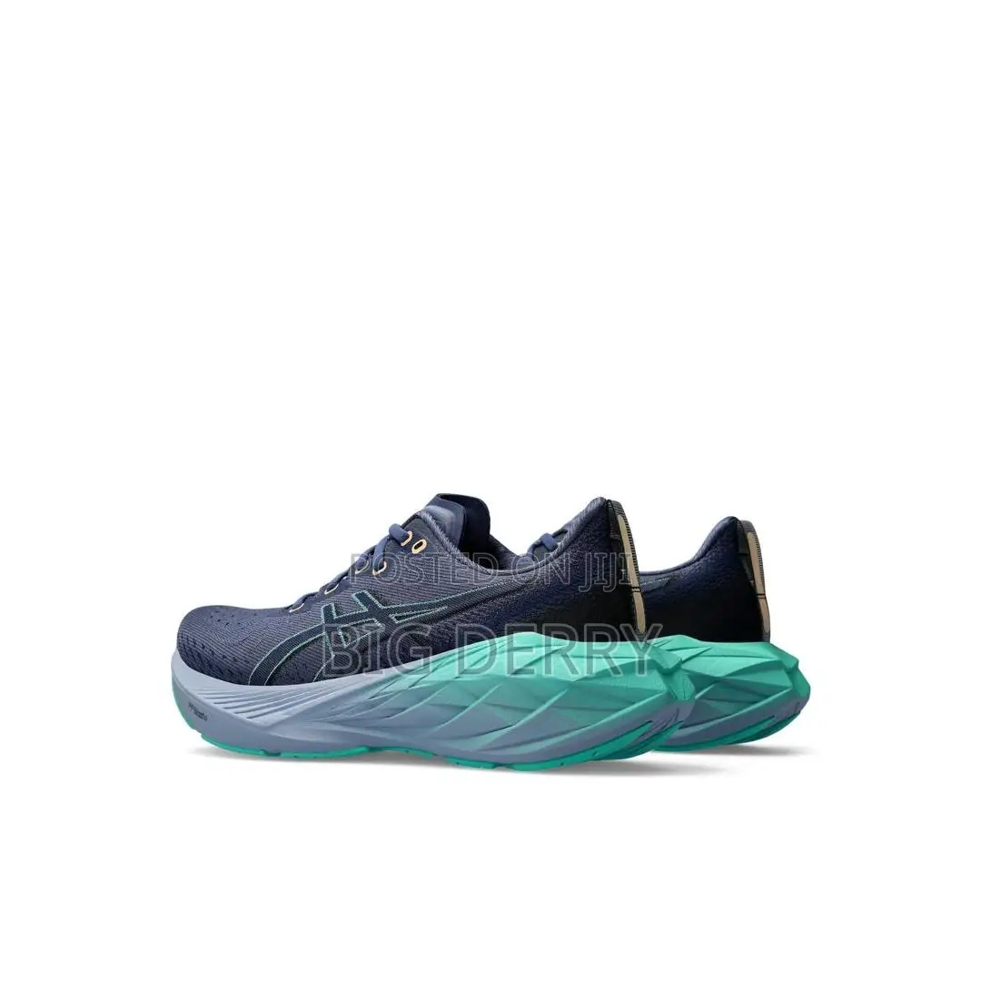 Asics Novablast in Accra Metropolitan - Shoes, Big Derry | Jiji.com.gh