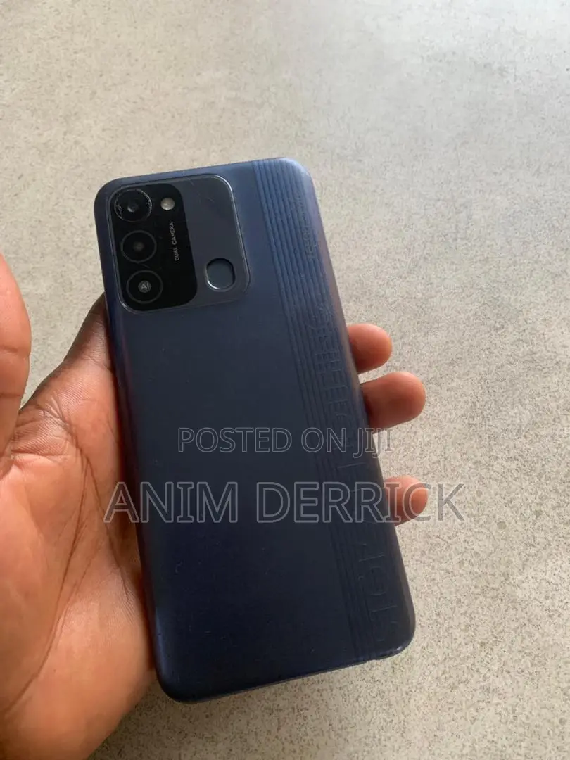 Tecno Spark 8C 64 GB Blue in Dome - Mobile Phones, Anim Derrick | Jiji.com.gh