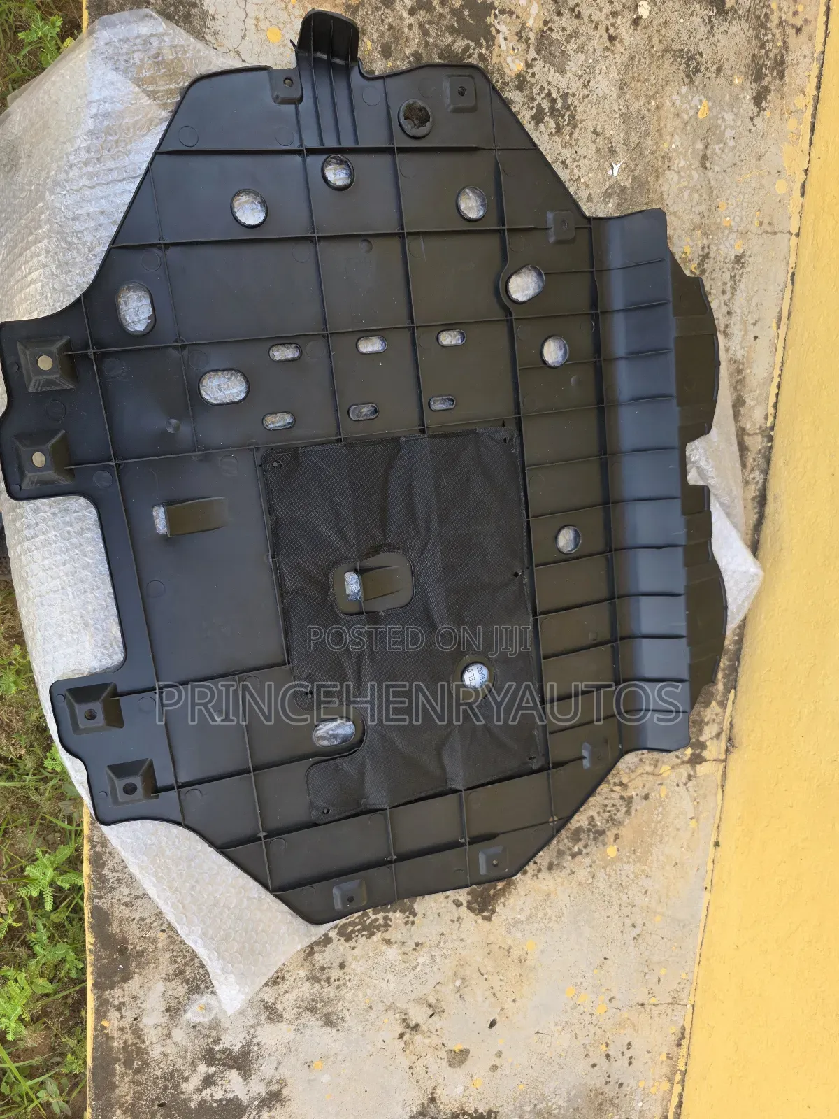 Honda HRV 2016-2022 Engine Under Cover in Lartebiokoshie - Vehicle ...