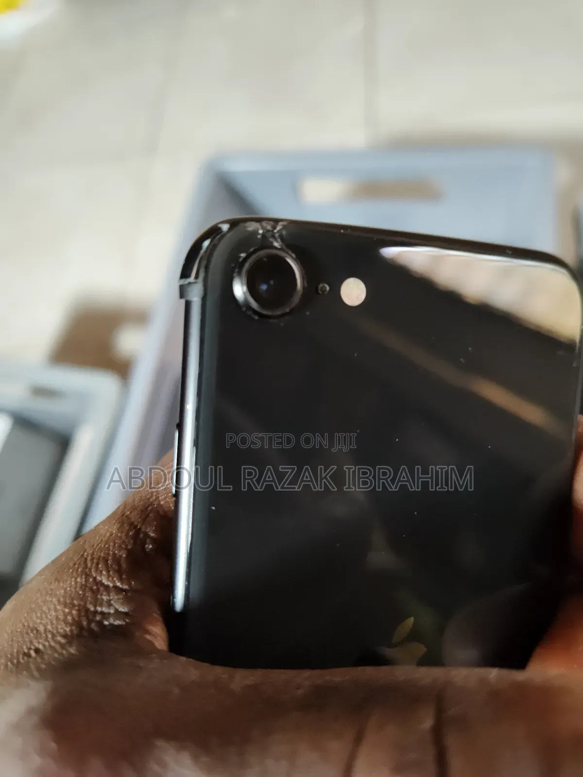 Apple iPhone SE (2020) 64 GB Black in Weija - Mobile Phones, Abdoul ...