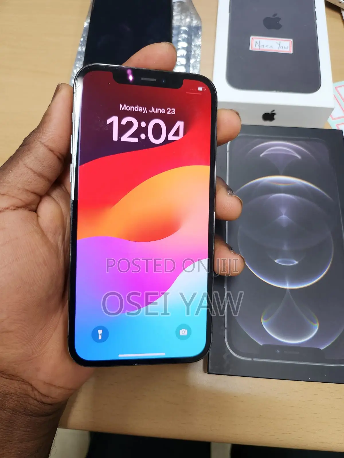 Apple iPhone 12 Pro 128 GB Gray in Tema Metropolitan - Mobile Phones ...