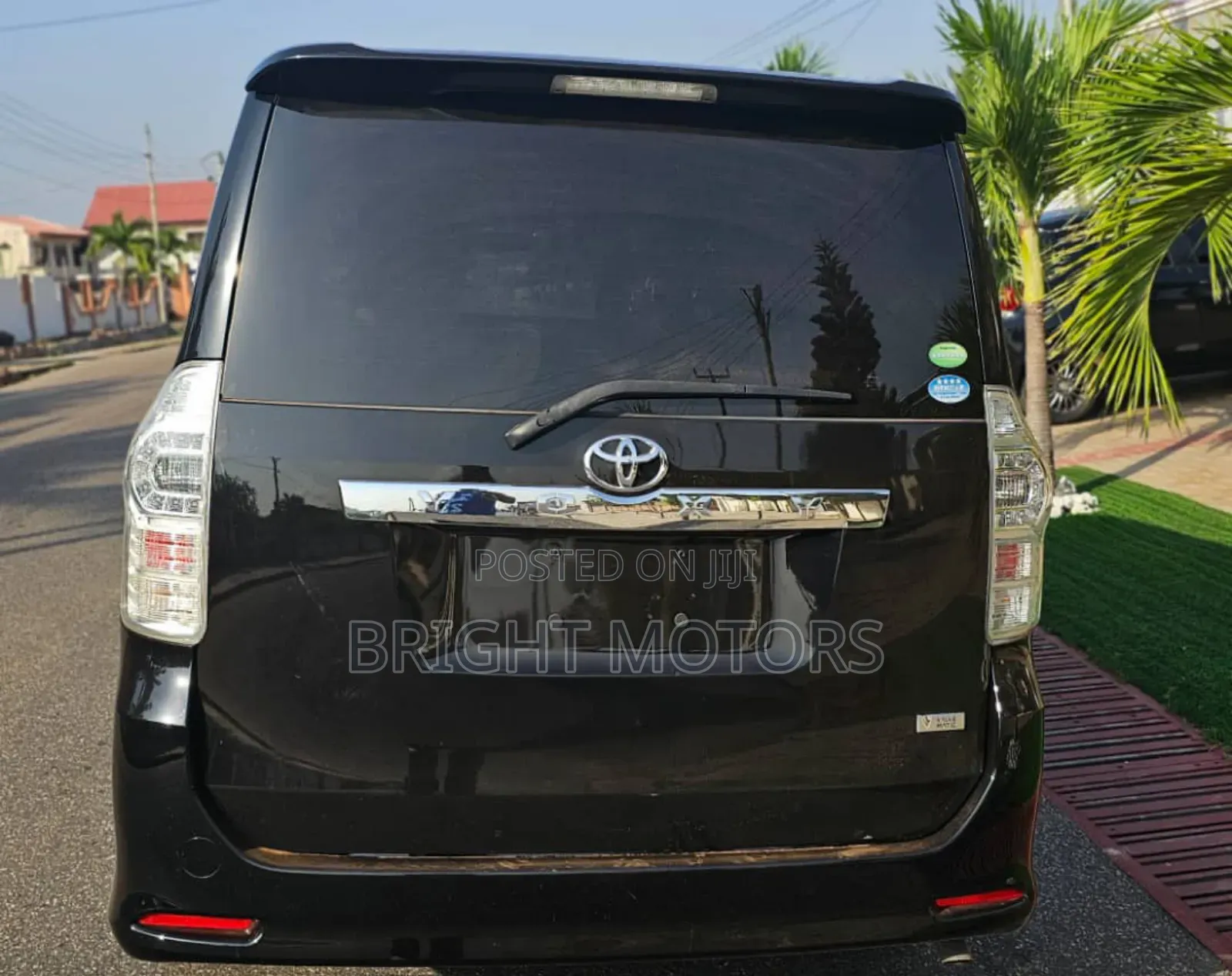 Toyota Voxy SV Premium 2014 Black in Spintex - Cars, Bright Motors ...